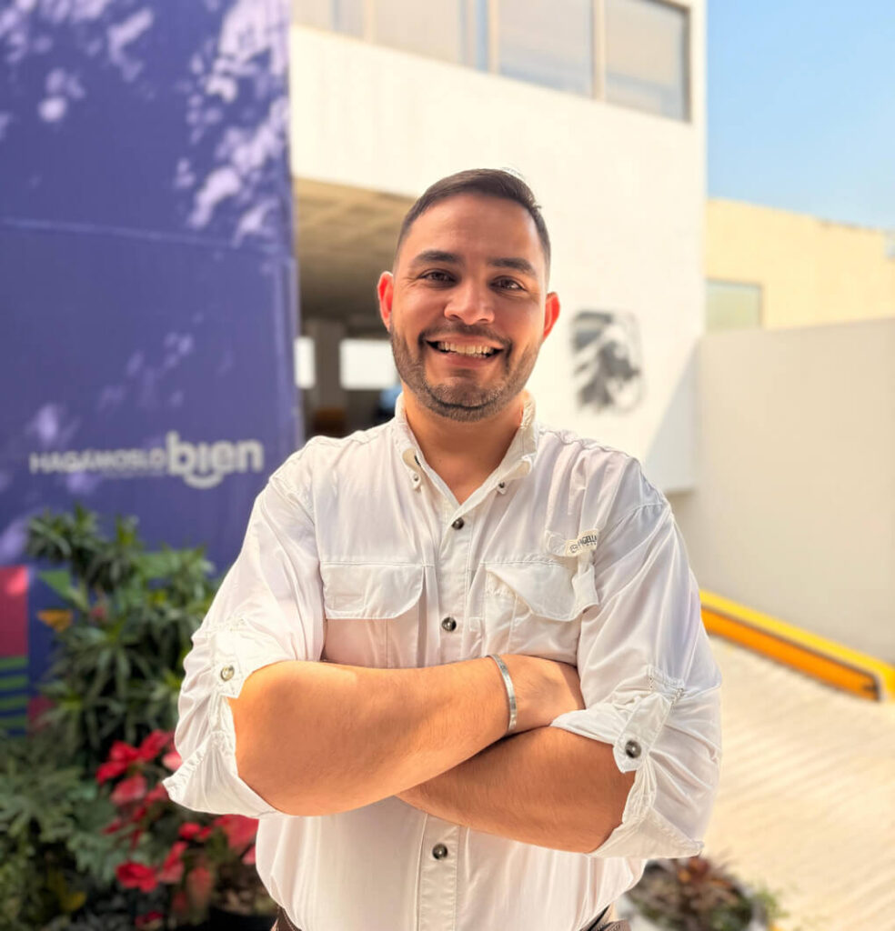 Alejandro Servín – VIDUSA Revista